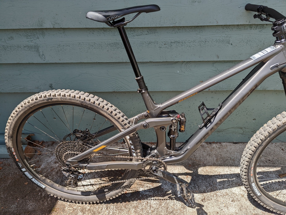 2022 Transition Bikes Sentinel