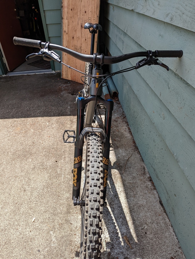 2022 Transition Bikes Sentinel