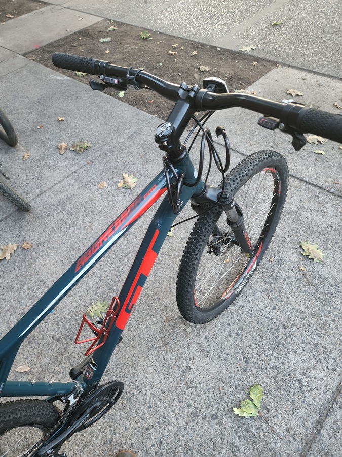 2022 GT Bicycles aggressor pro