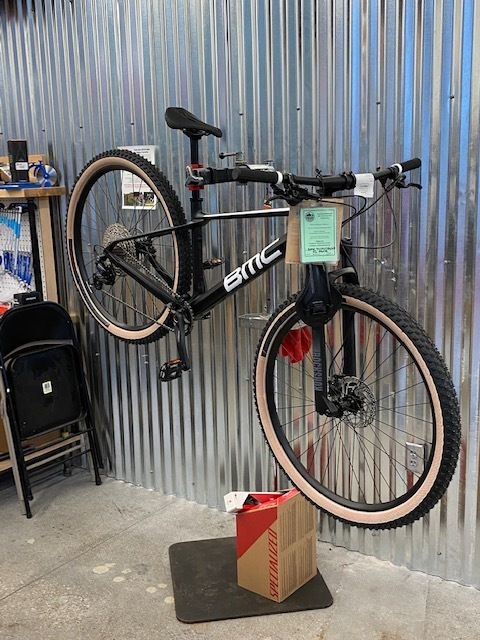 Stolen 2021 BMC CARBON - BMC Twostroke 01 Four