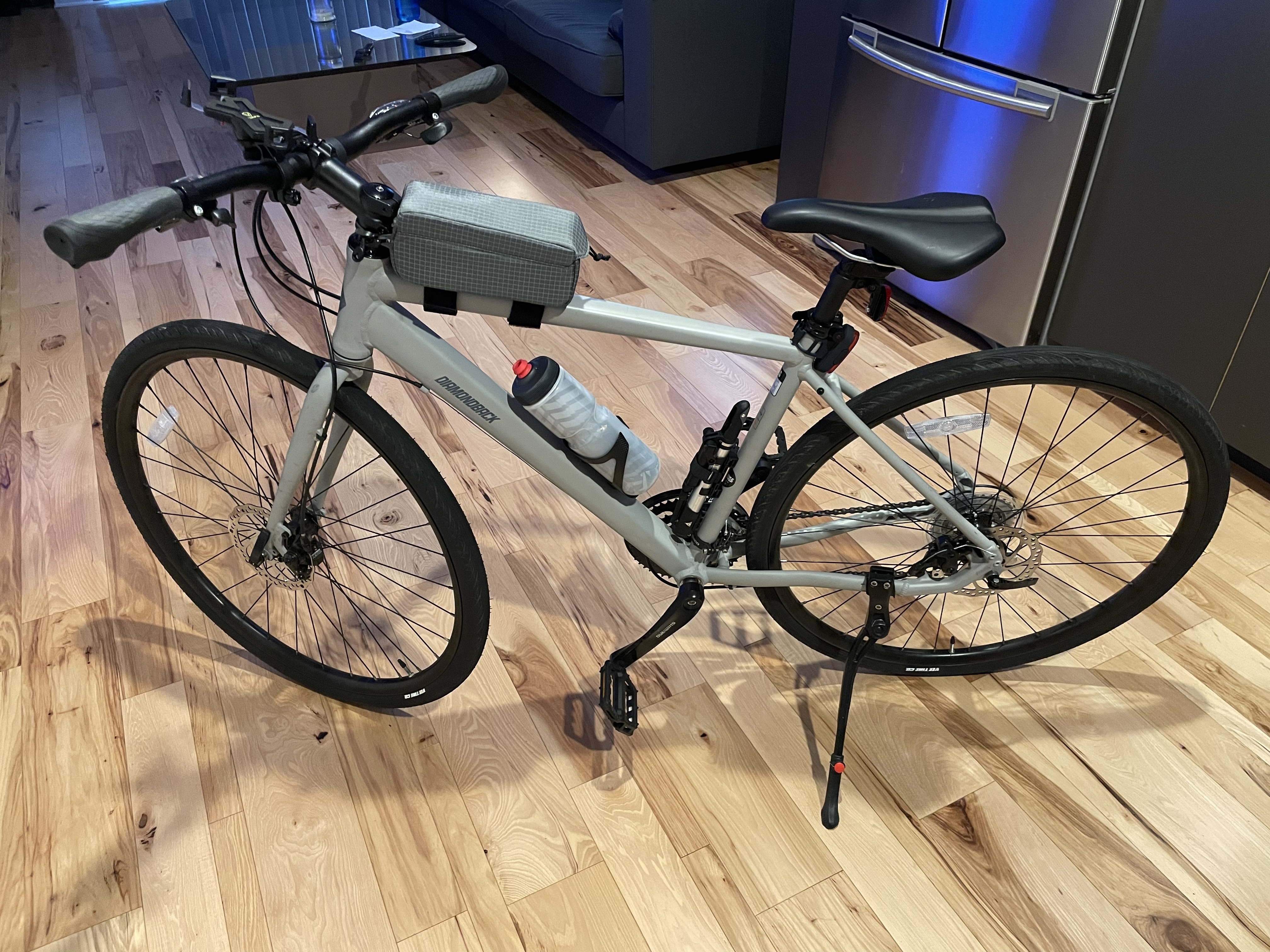 2022 Diamondback Metric 2