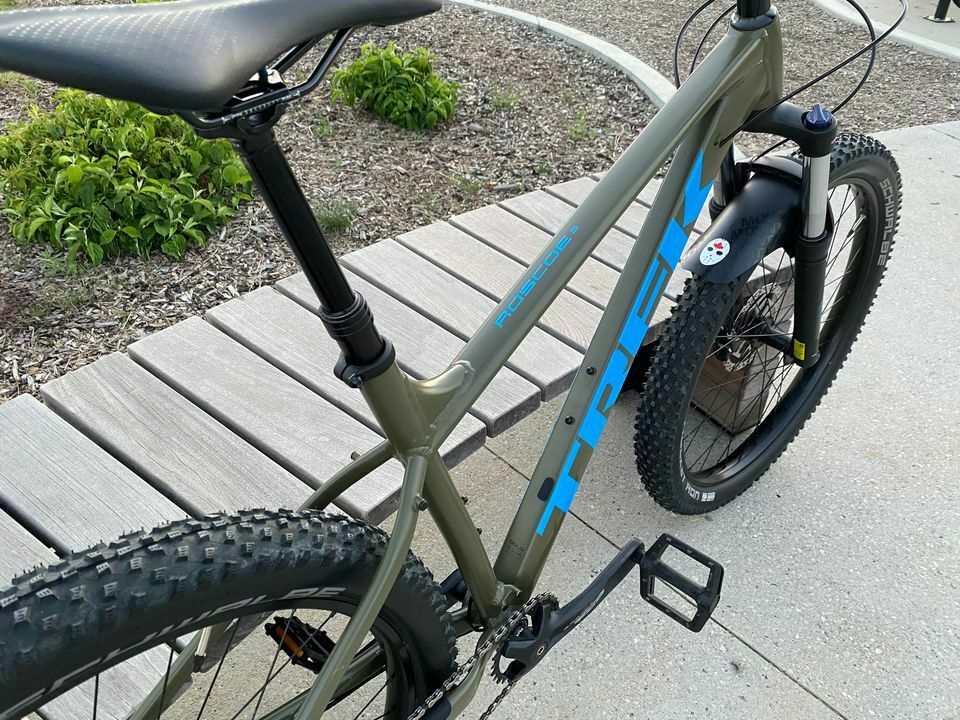 2022 Trek Roscoe 6