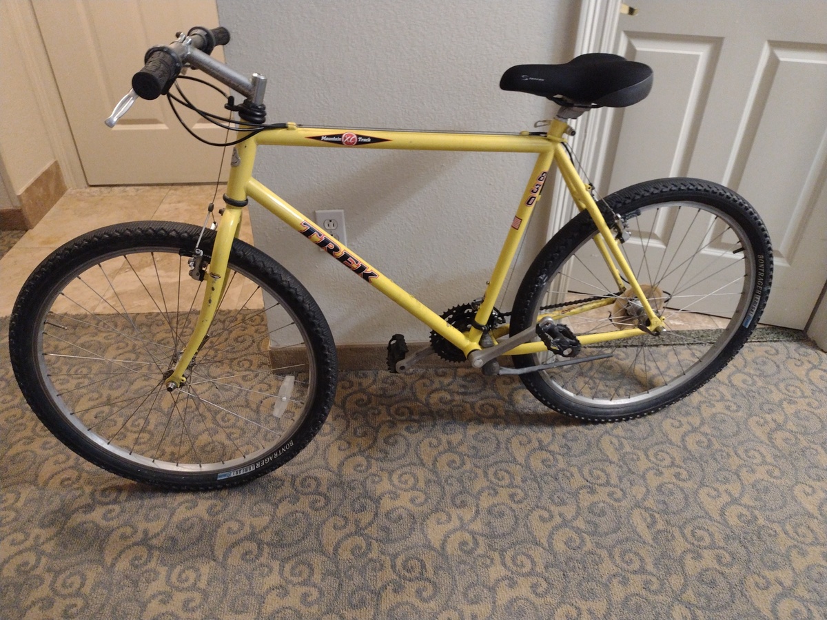Stolen 2022 Trek 830 mountain