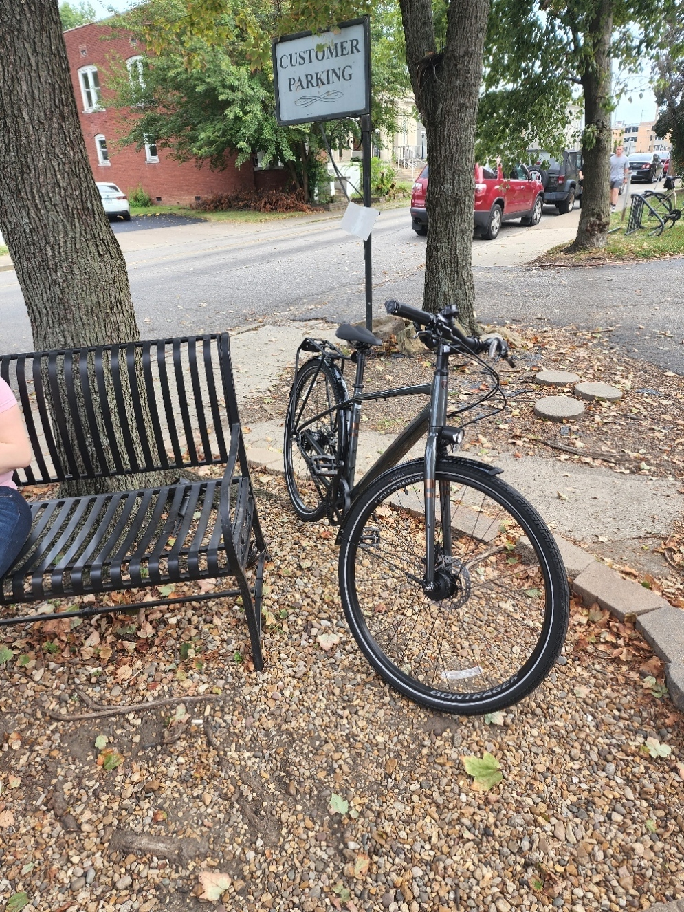 2022 Trek District 4 Equipped