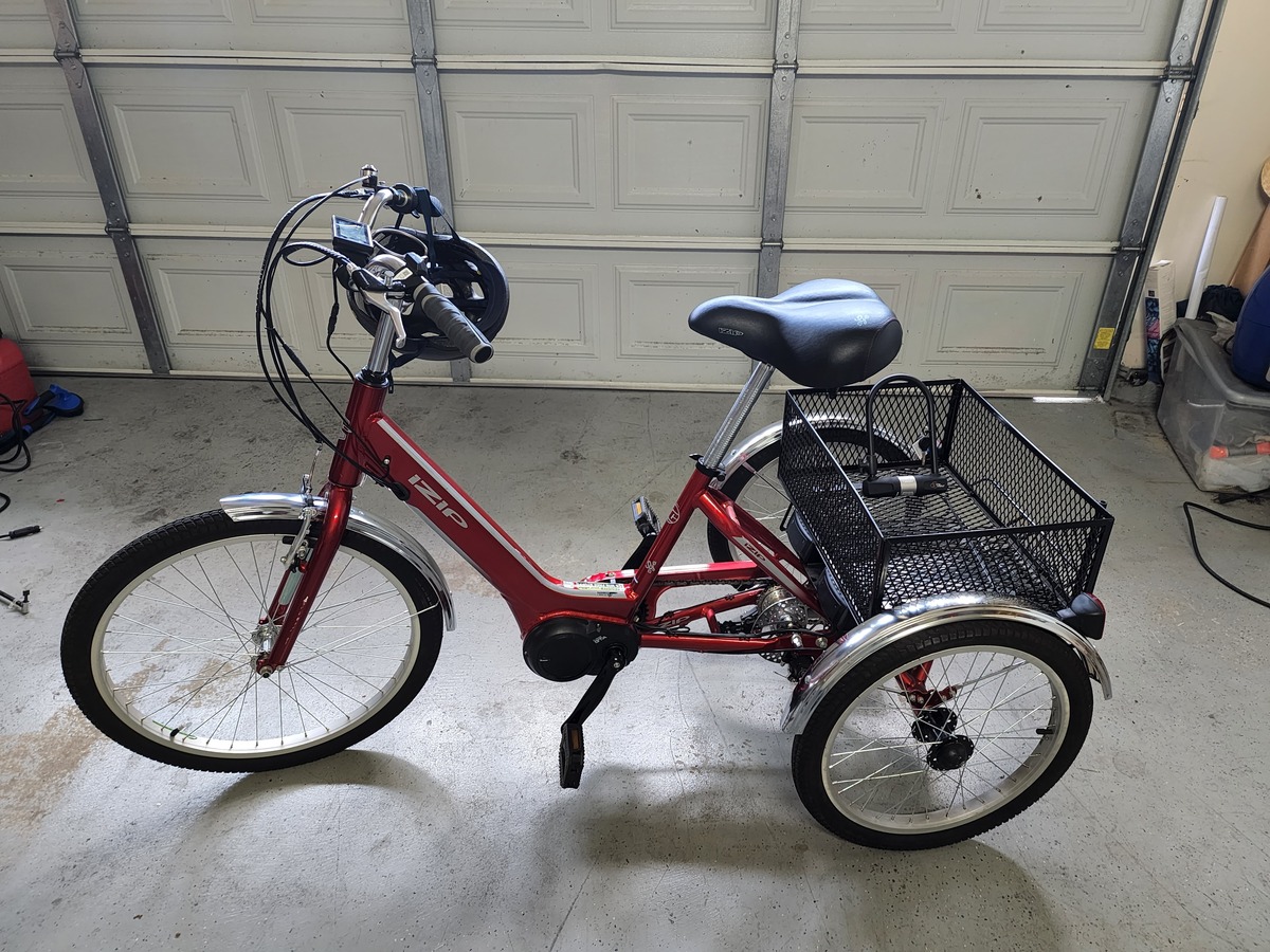 2019 IZIP Tricycle