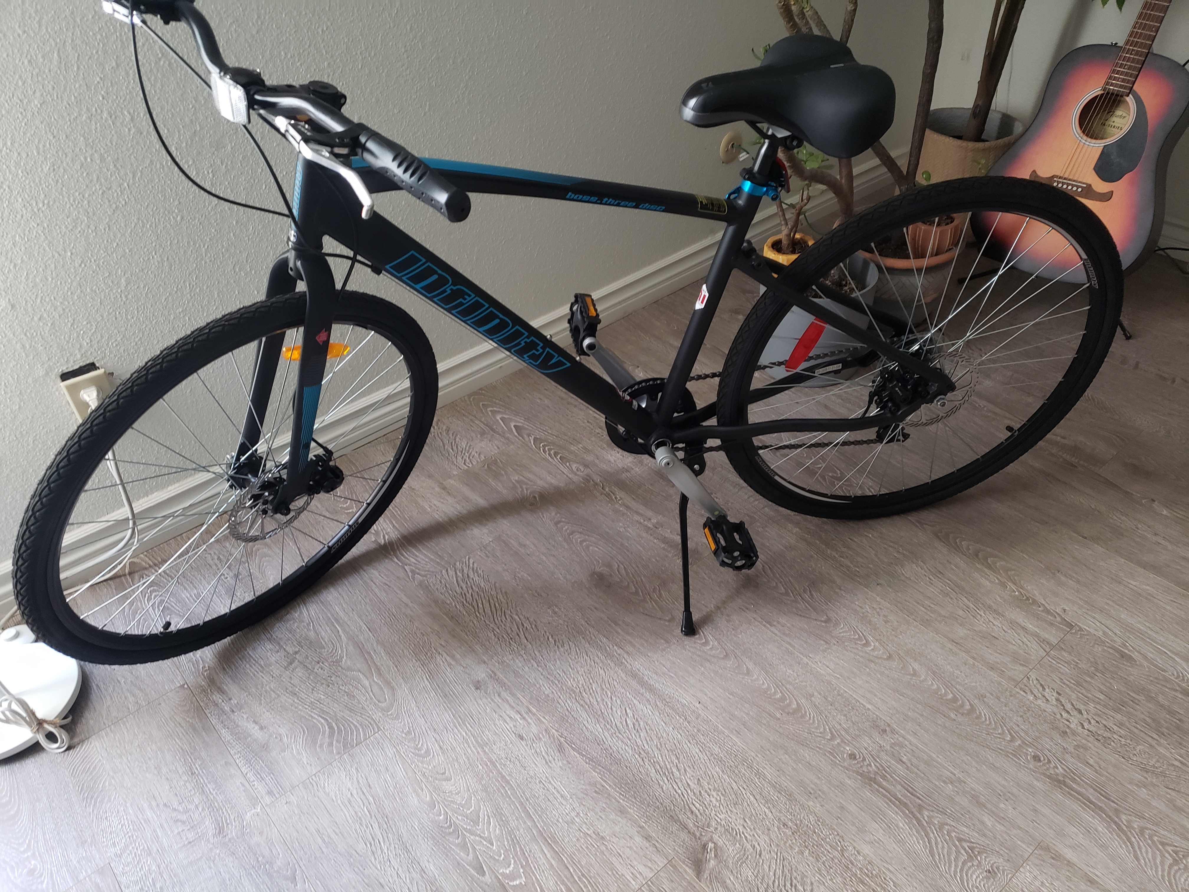 Infinity Cycle Works Boss.three Disc & speed 700c Mens Hybrid