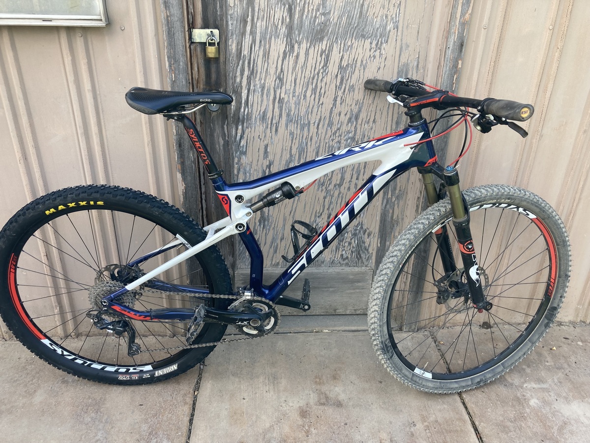 2015 SCOTT Spark 910