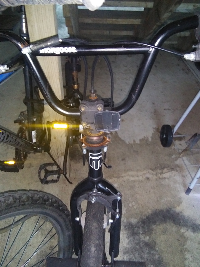 Mongoose Mode 180 top tube 20.5 frame Hi-Ten S...