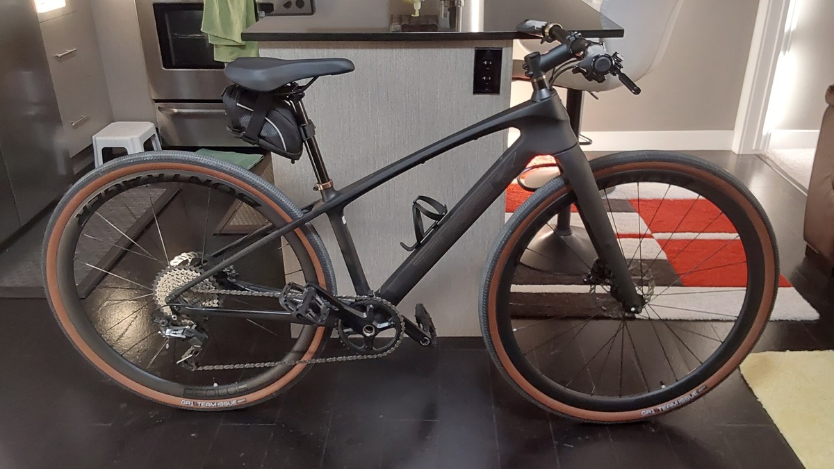 2023 Trek FX SPORT 6