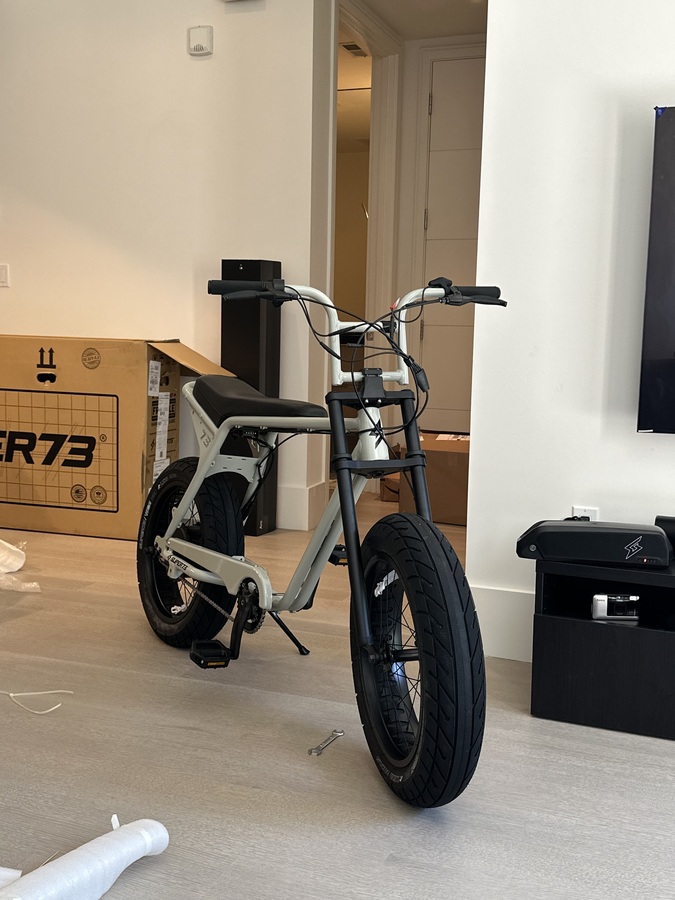 2022 Super73 ZX