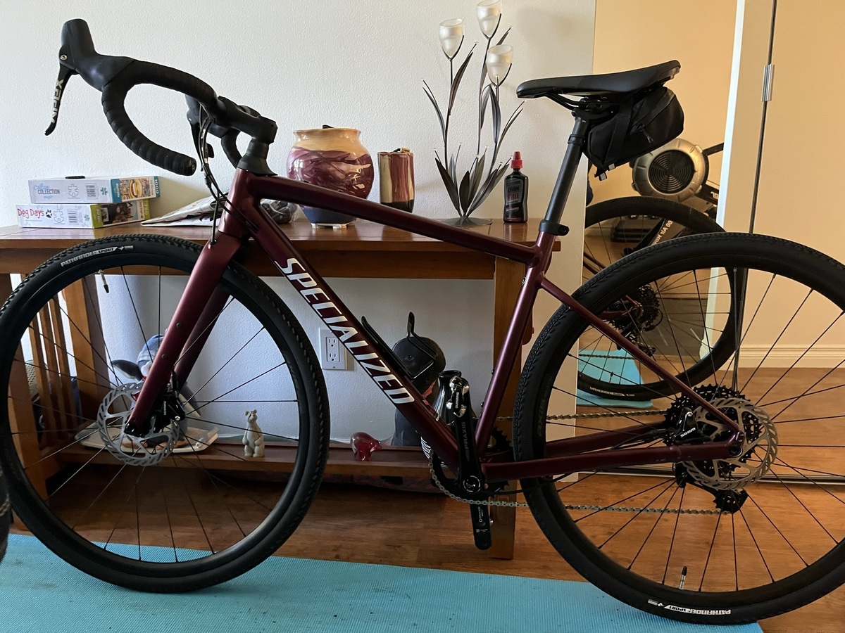2022 Specialized Diverge Comp E5 Gravel Bike Maroon/Light