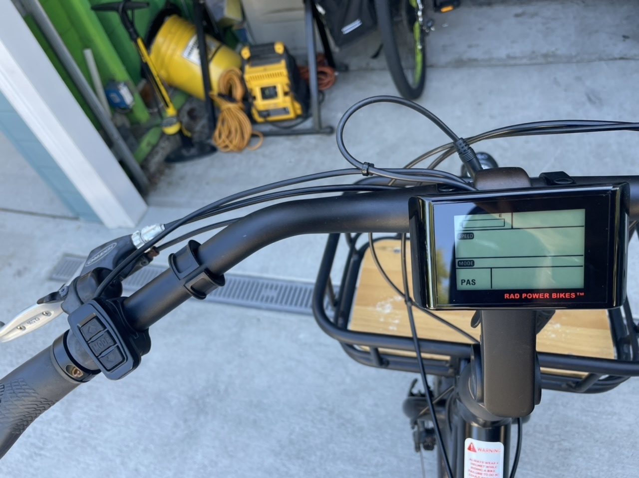 2022 Rad Power Bikes RadWagon 4 cargo bike rear