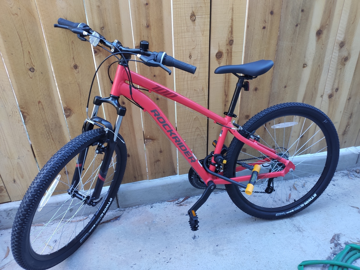 2022 Decathlon ST100