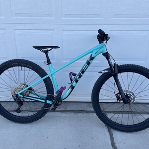 2023 Trek Roscoe 7
