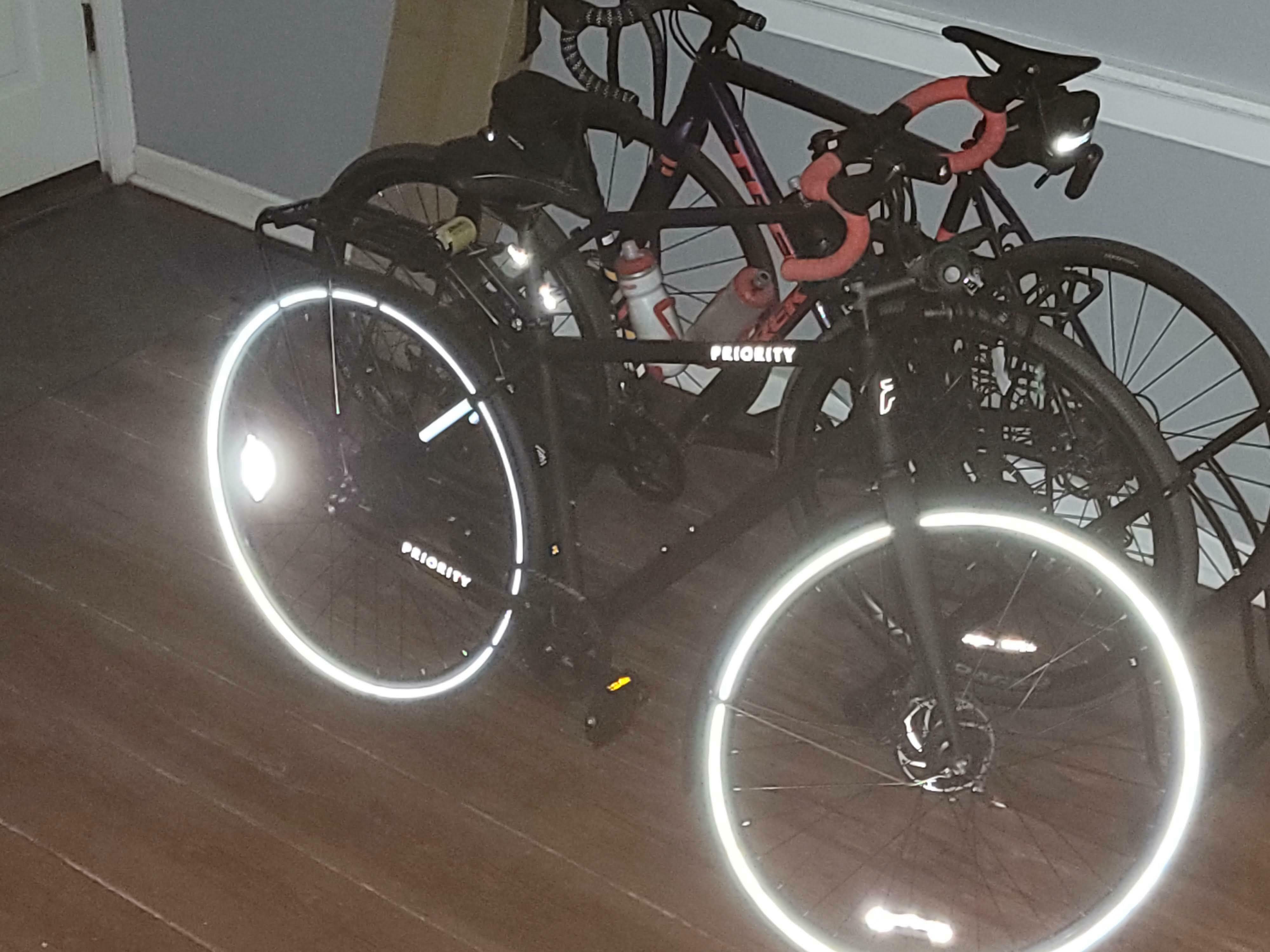 2022 Priority Bicycles Continuum Onyx