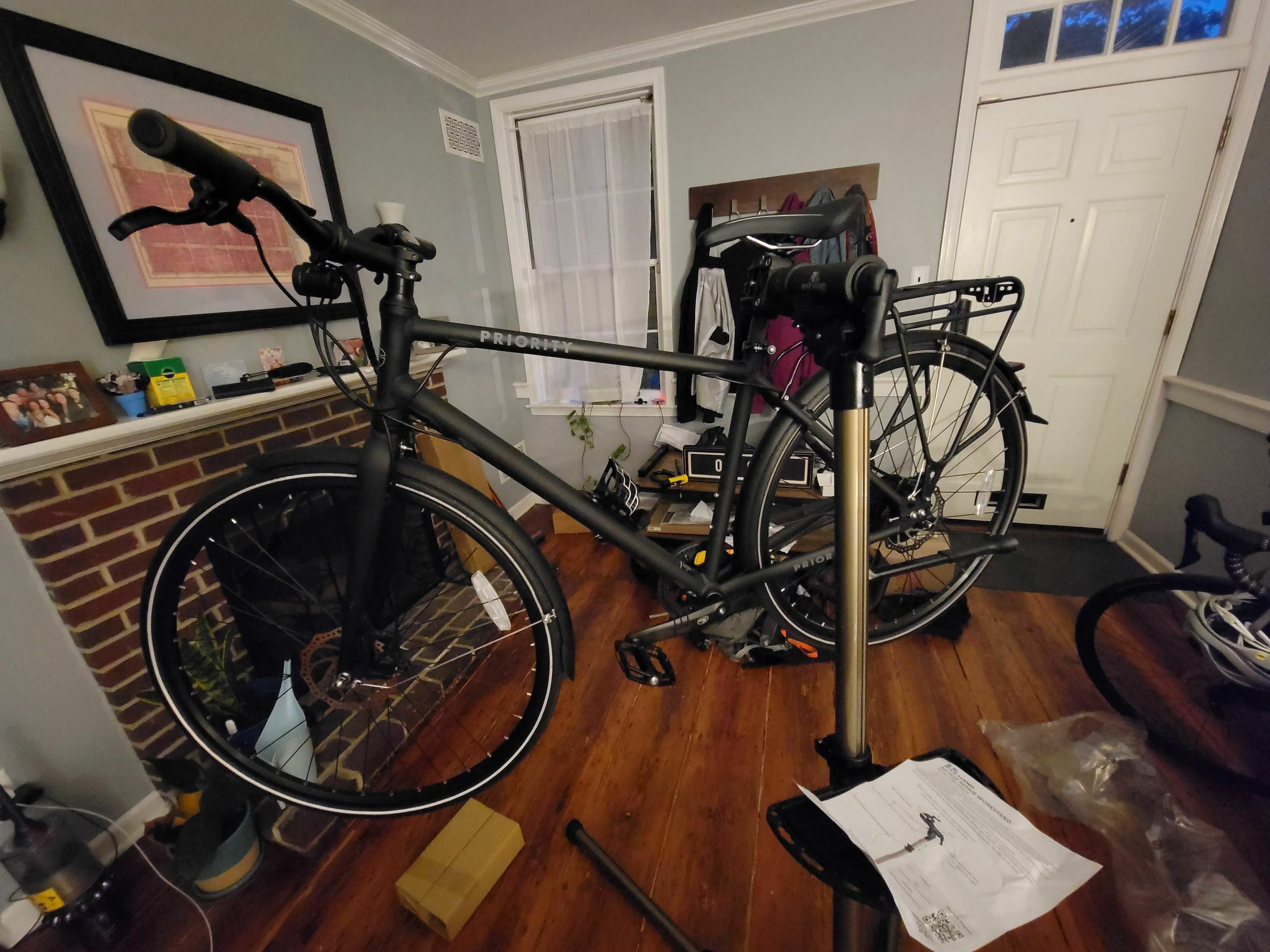 2022 Priority Bicycles Continuum Onyx