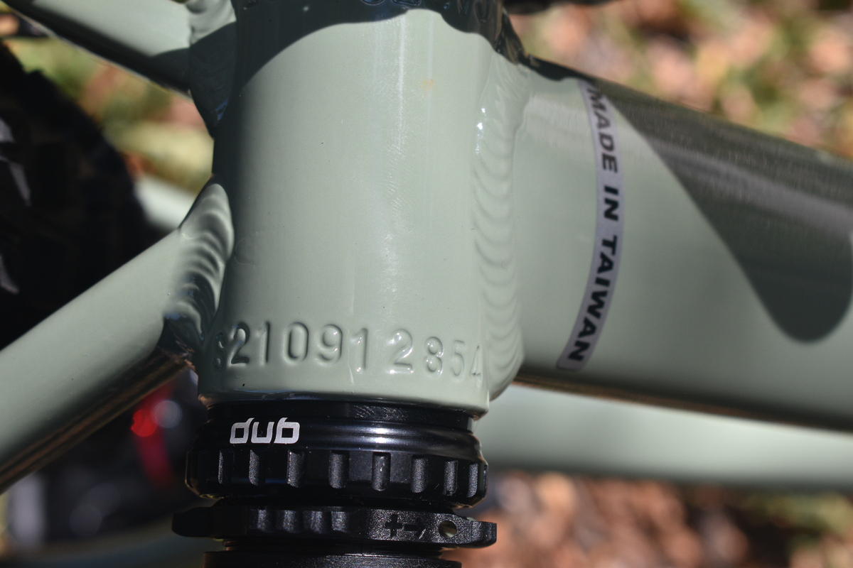 2022 Commencal Bikes META HT AM