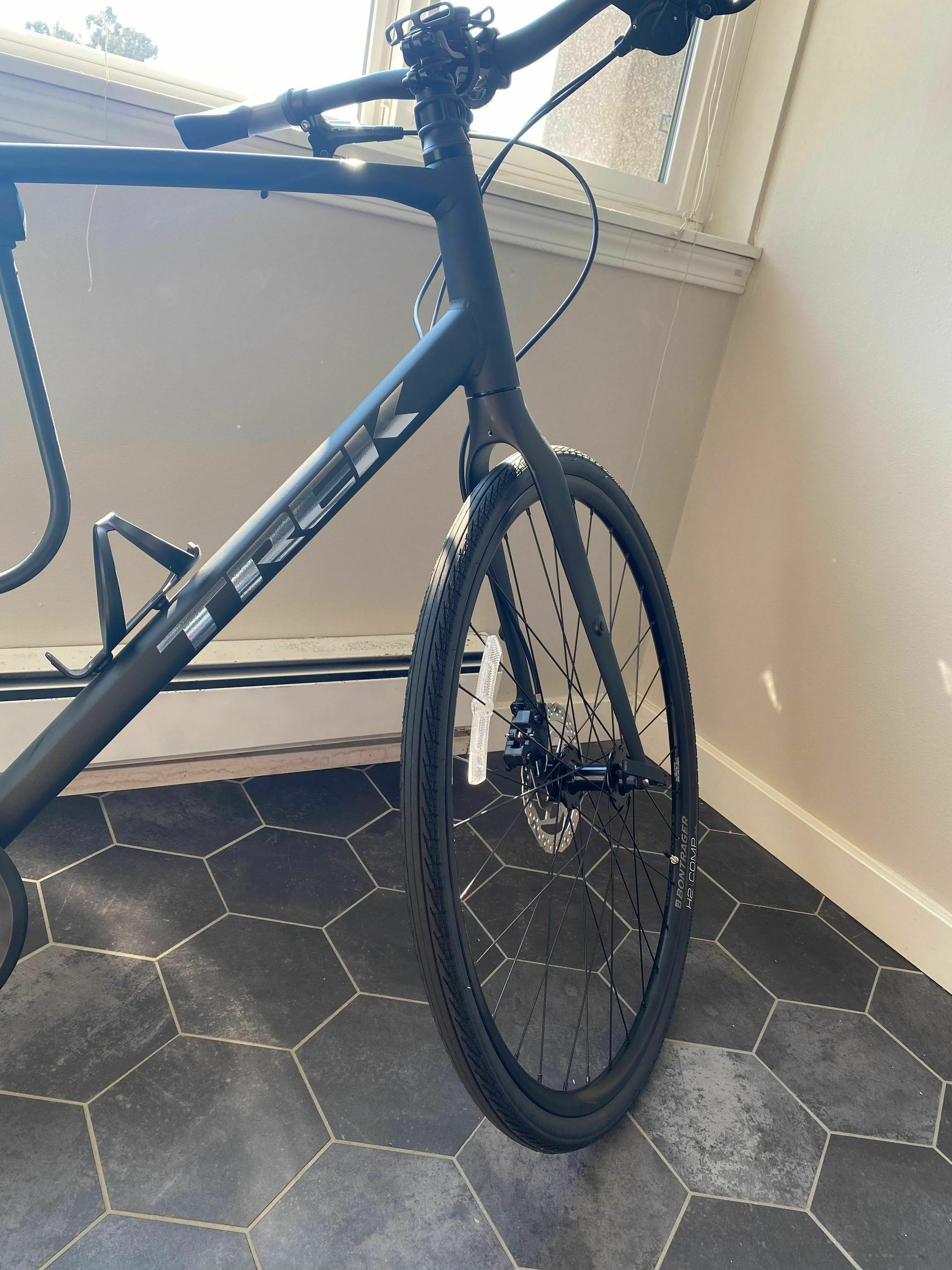 2023 Trek FX 3 Disc