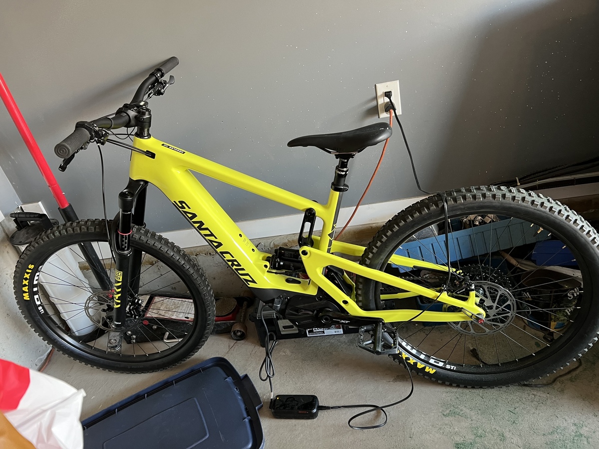 2021 Santa Cruz R-Kit carbon