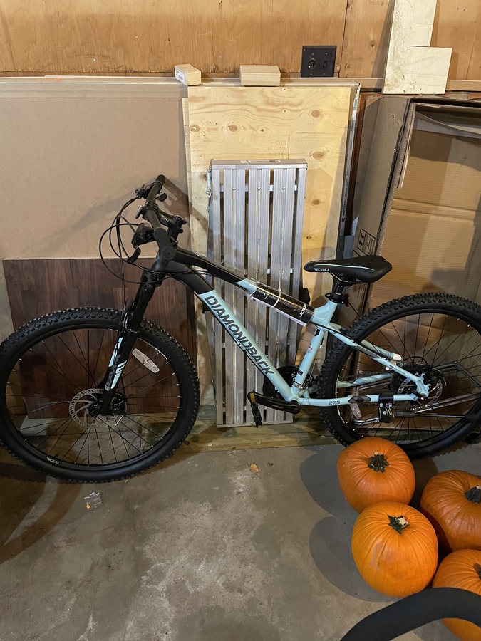 2022 Diamondback Expresso 27.5 MT