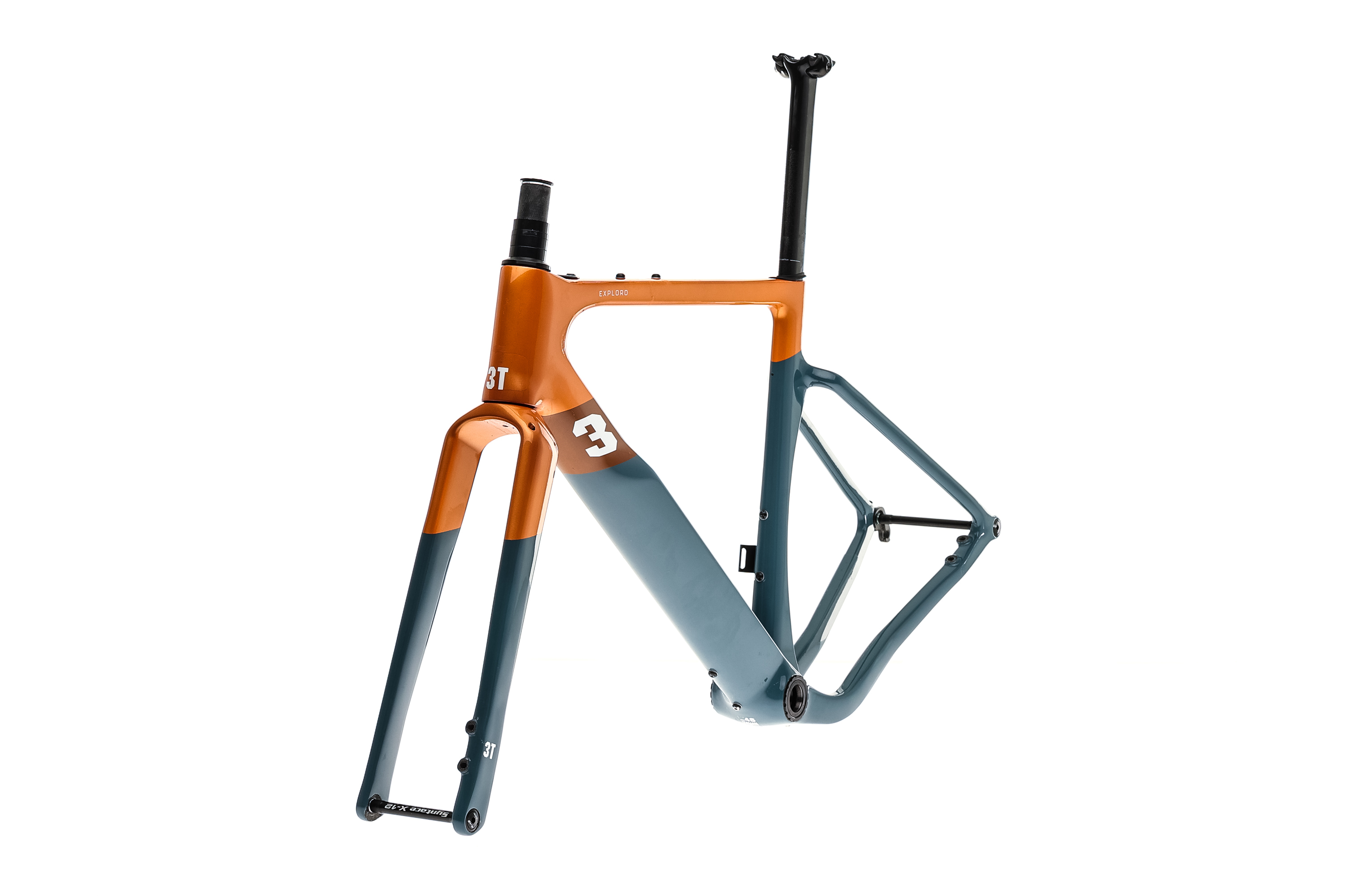 2022 3T Exploro RaceMax