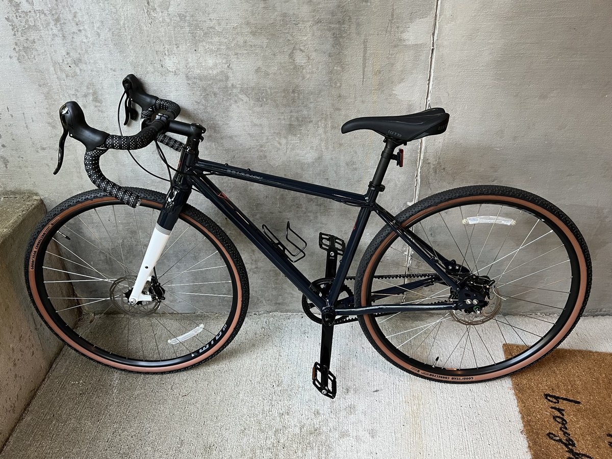 2022 Priority Bicycles Apollo