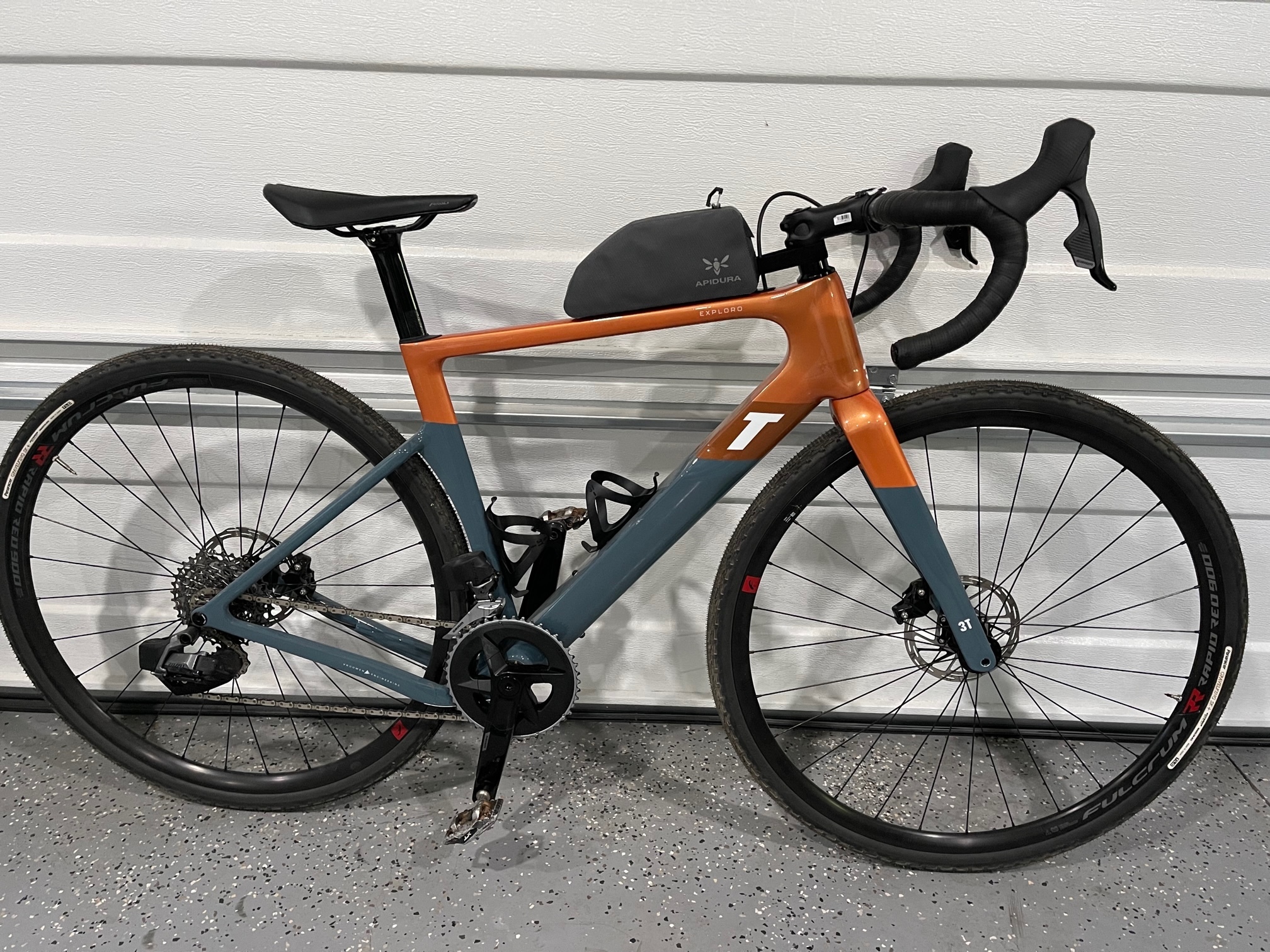 2022 3T Exploro Race Rival AXS