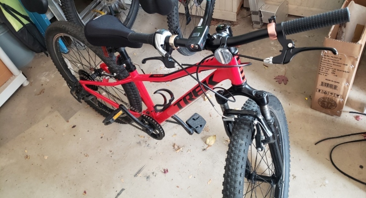 2021 Trek Precaliber 24