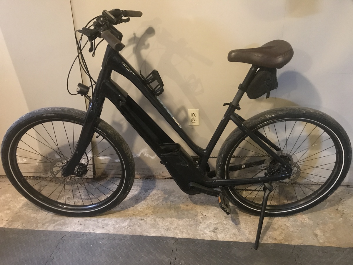 2021 Specialized Turbo Como 3.0 650B Low Entry Electri...