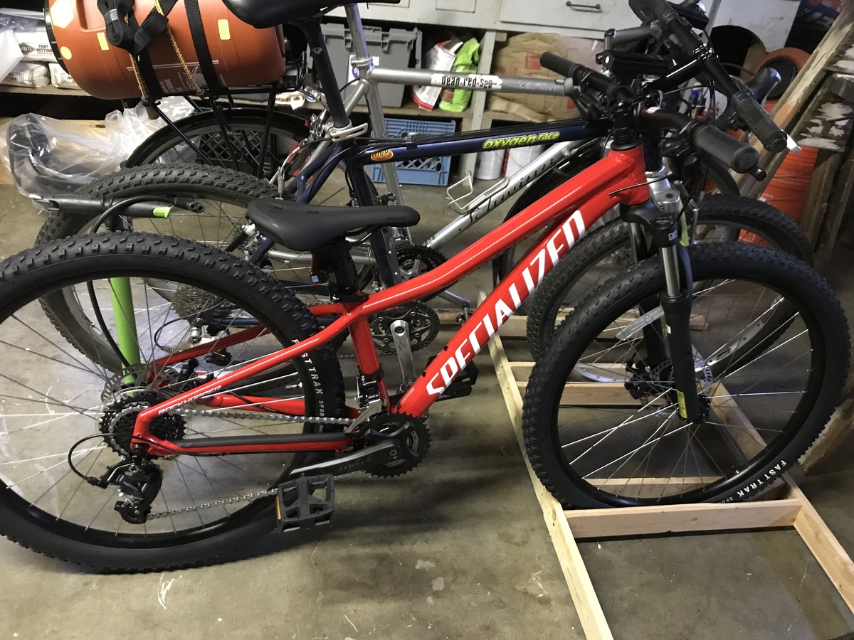 2022 Specialized Rockhopper 26 XXS