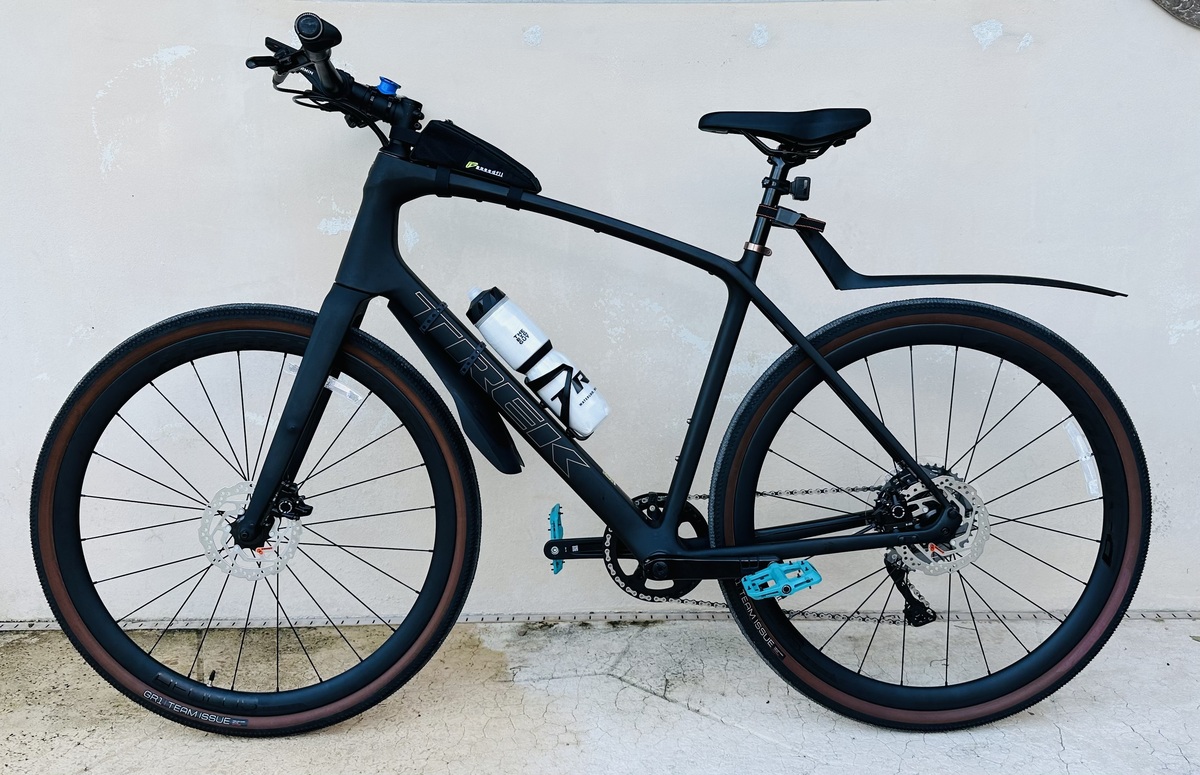 2023 Trek FX Sport 6