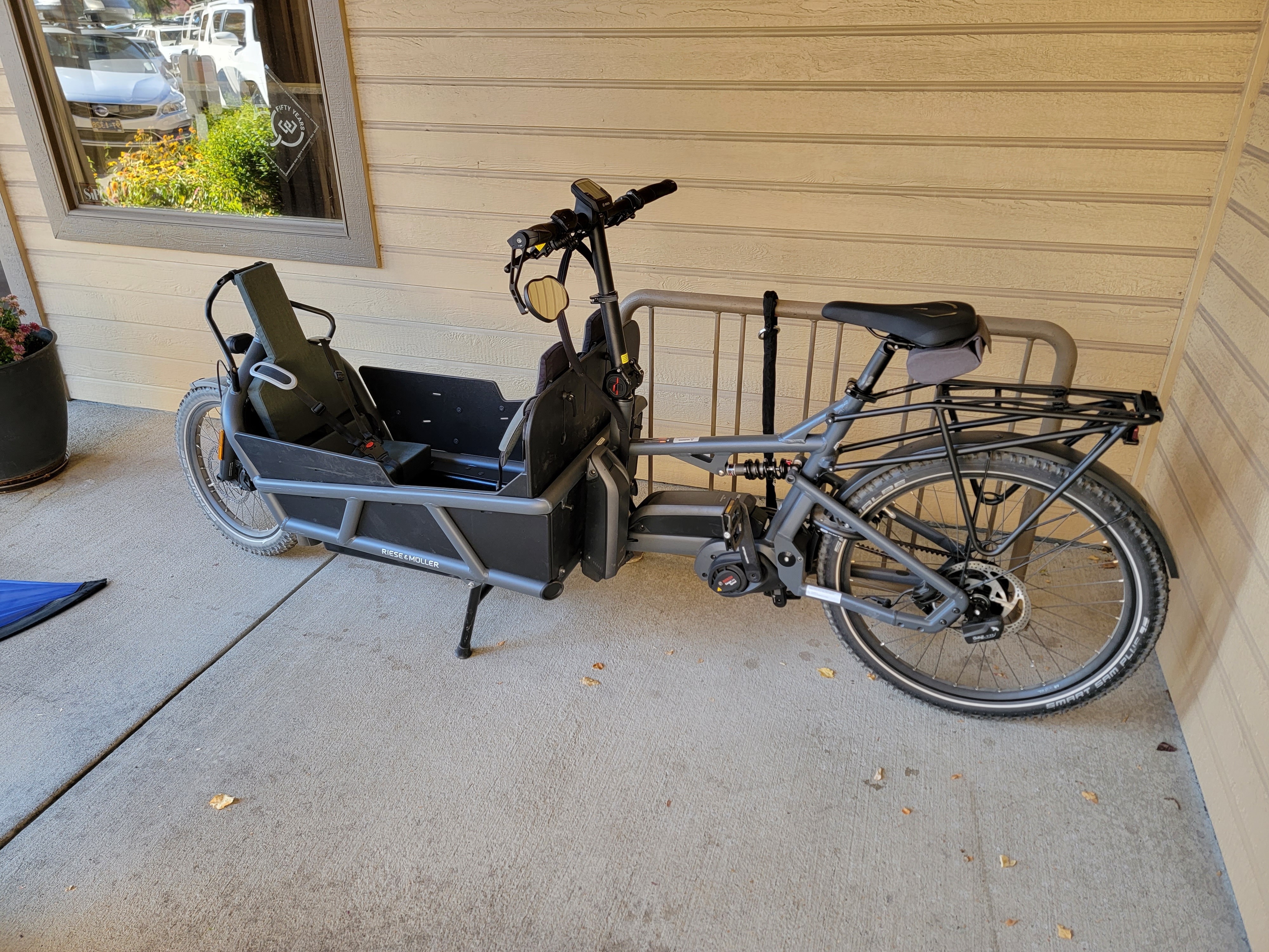 2022 Riese & Müller Load 75 HS Intuvia Rohloff cargo bike