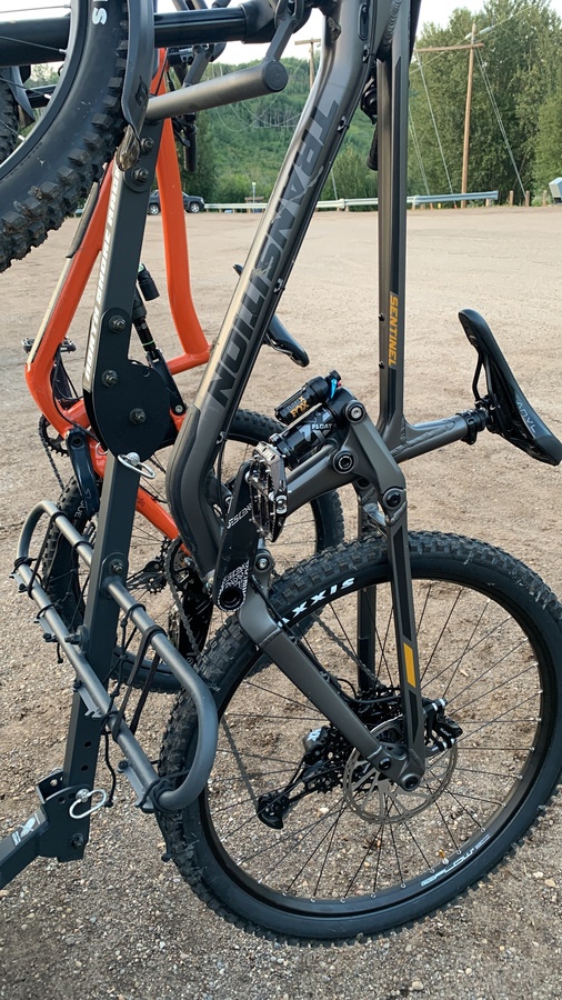 2022 Transition Bikes Sentinel NX