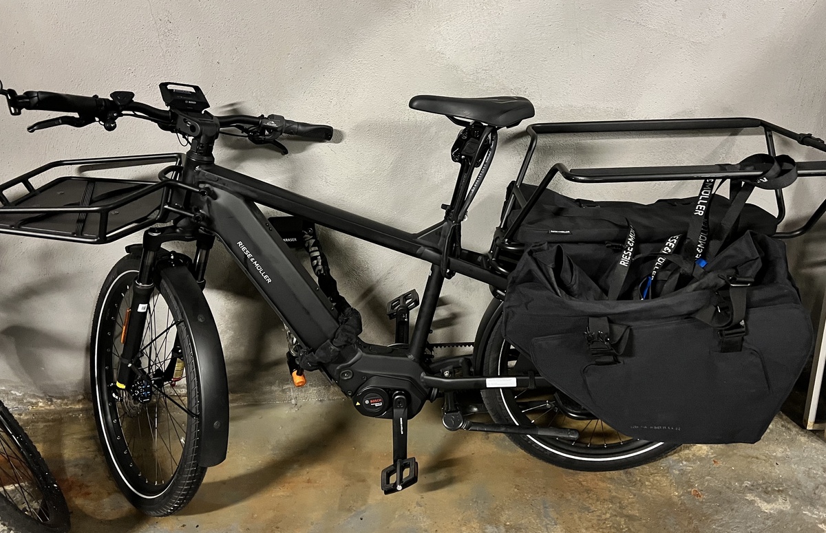 2022 Riese & Müller Multicharger cargo bike rear (e.g. longtail)