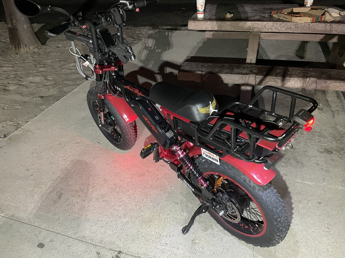 Stolen 2022 Ariel Rider Grizzly e-personal mobility