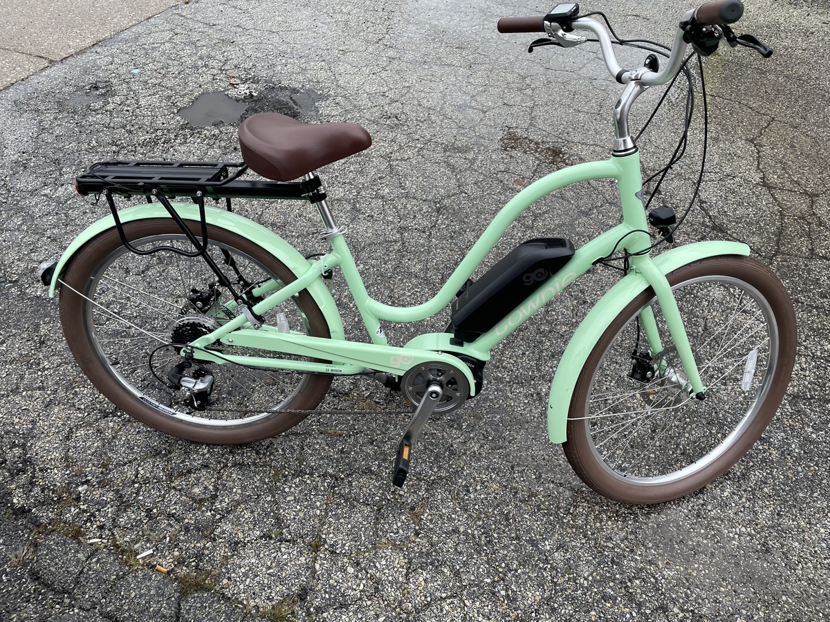 2022 Electra Townie Go! 8D EQ Step Thru US