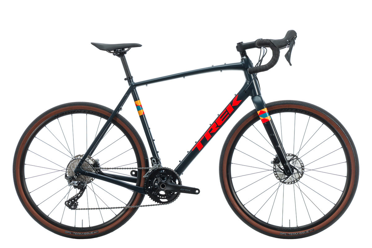 2023 Trek Checkpoint ALR 5