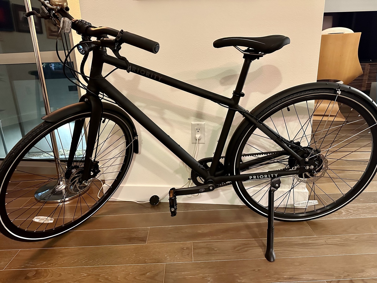 2022 Priority Bicycles Continuum Onyx