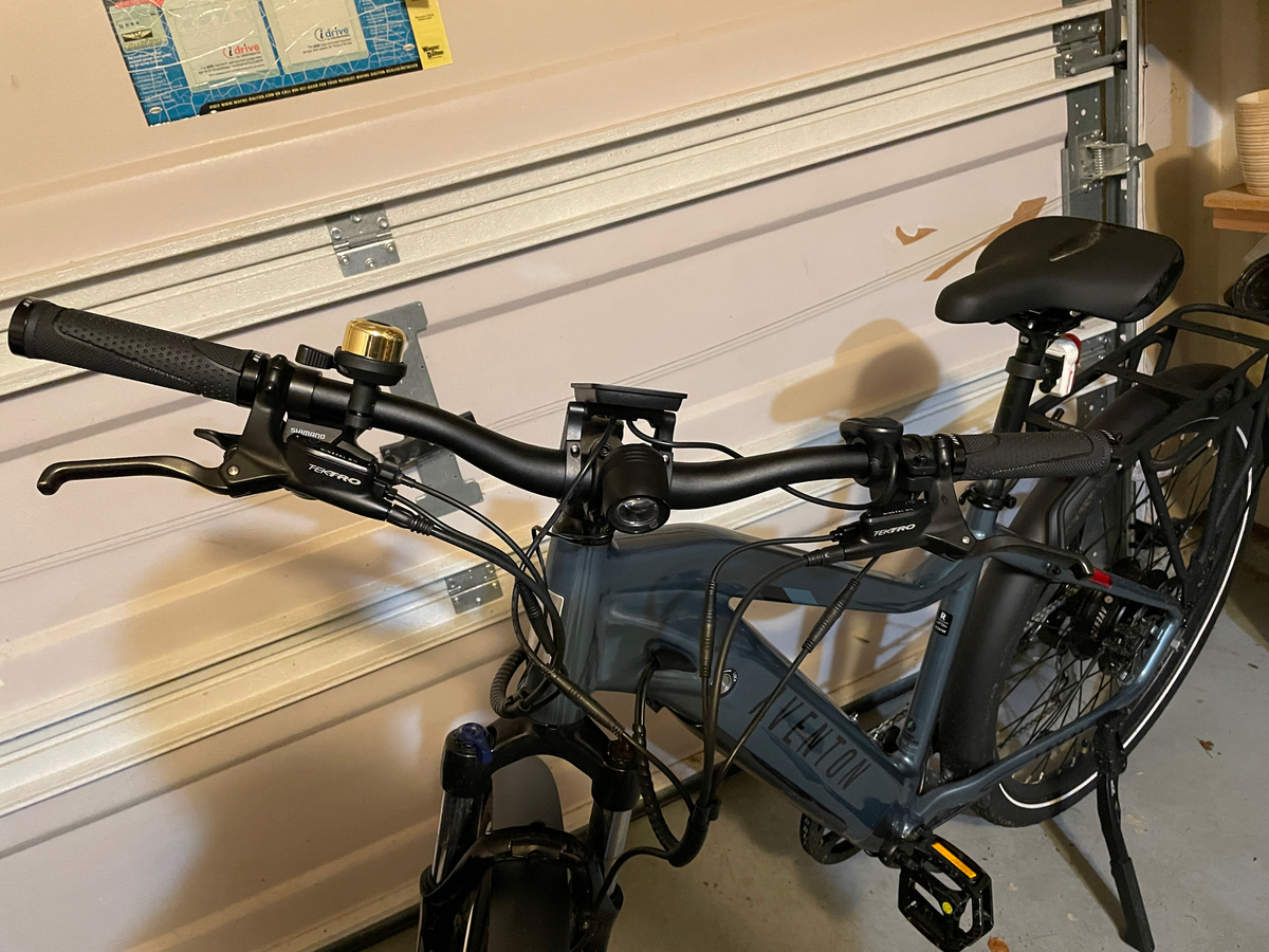 2022 Aventón Level 2