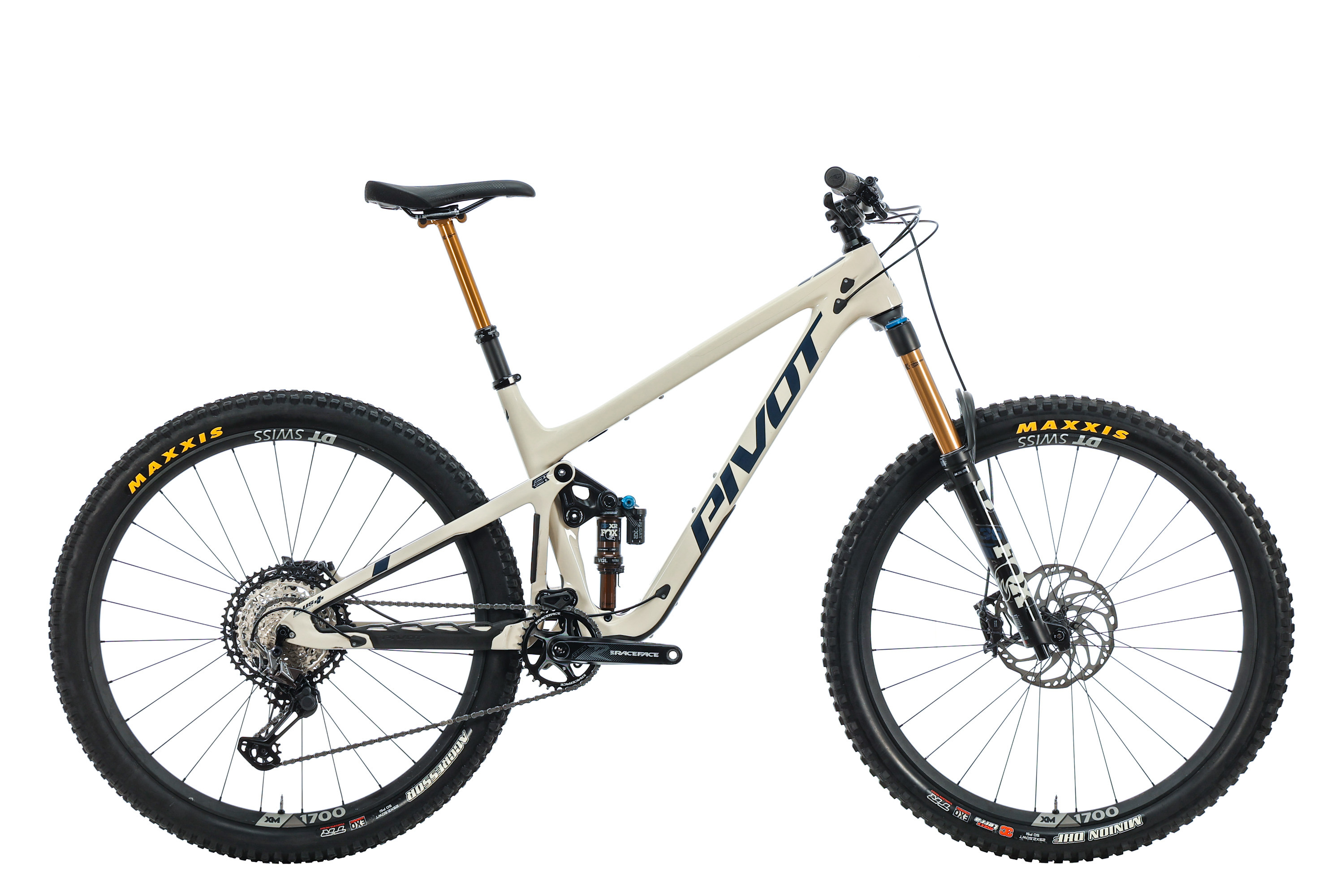 2021 Pivot Switchblade