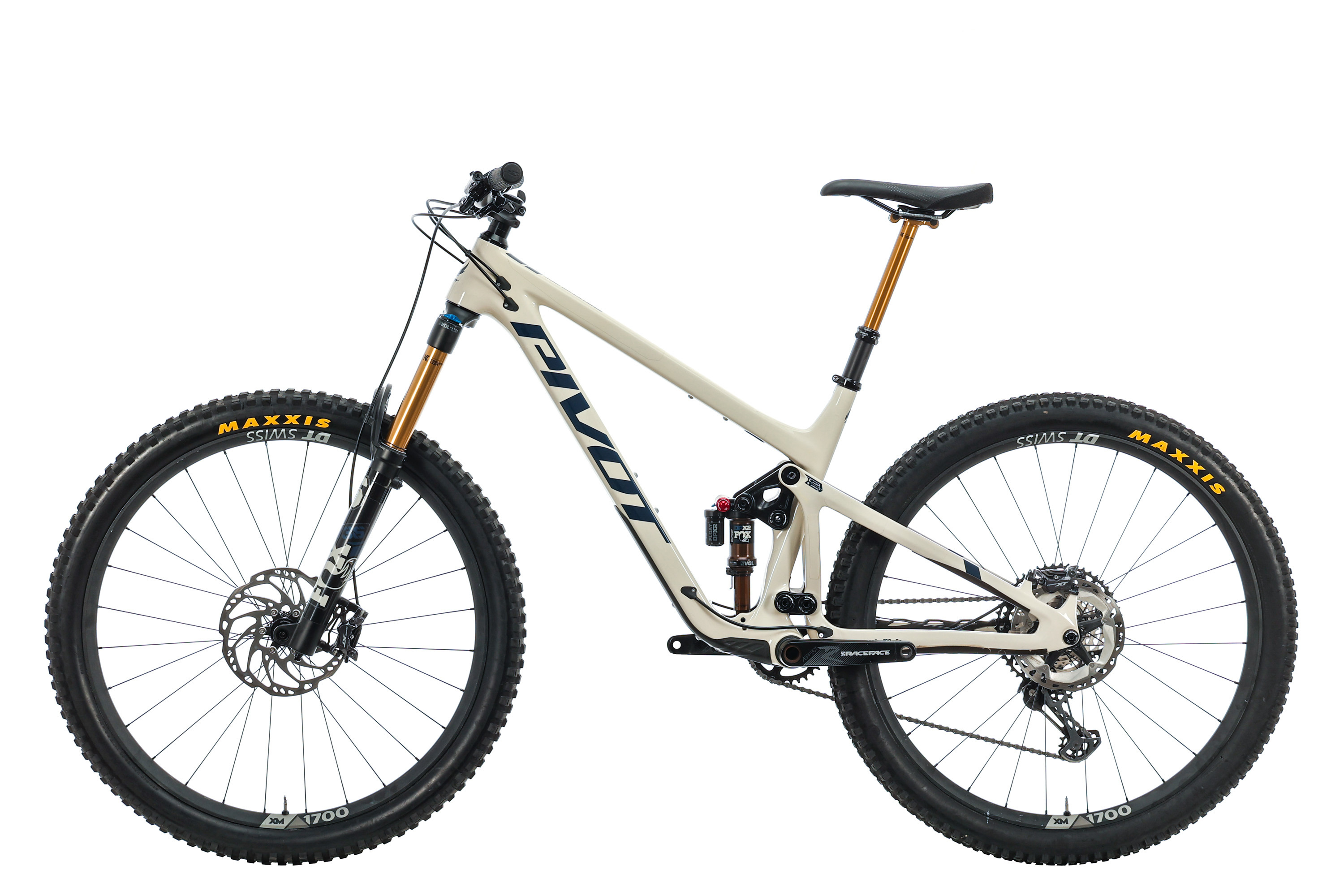 2021 Pivot Switchblade