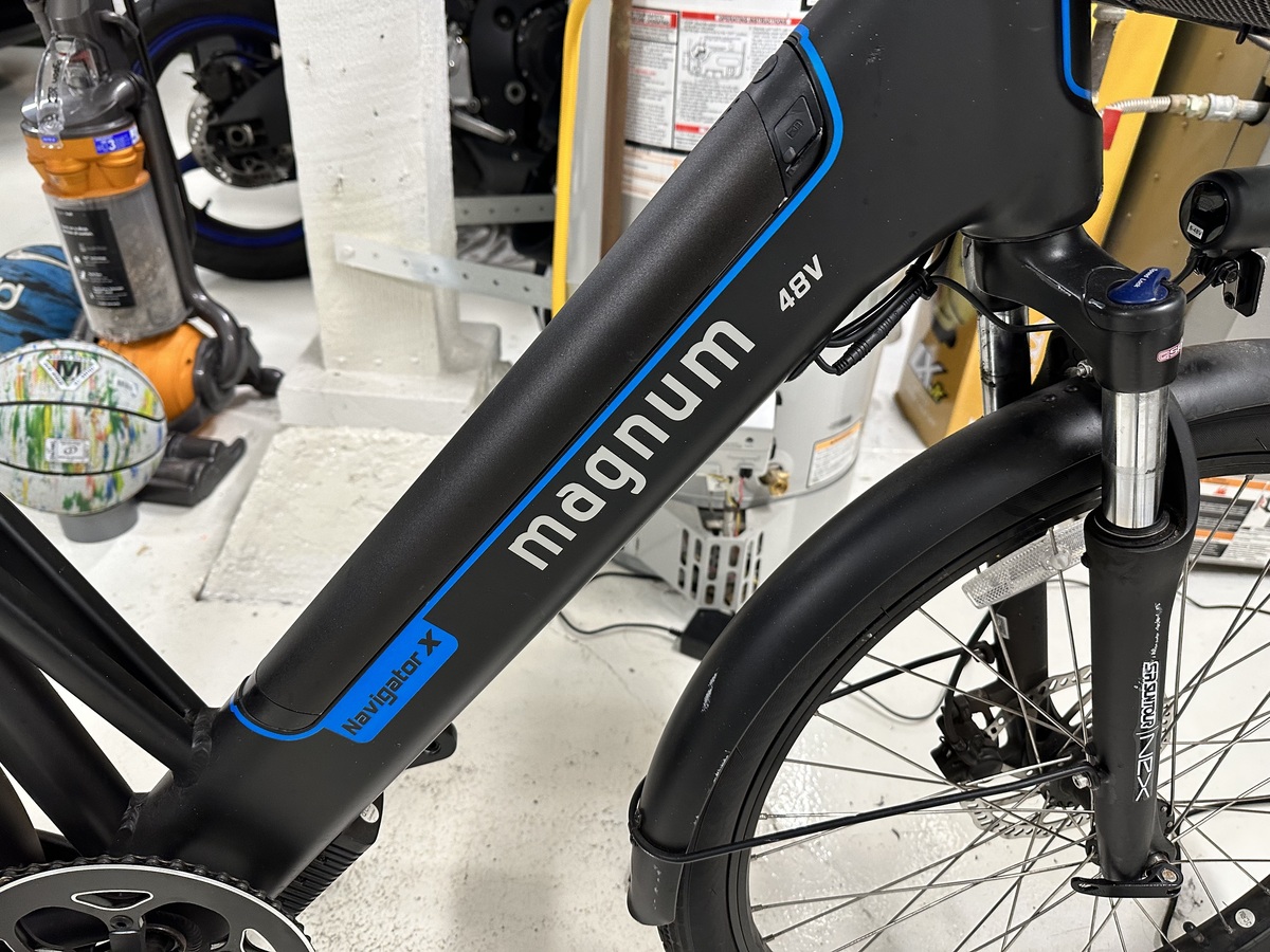 2021 Magnum Bikes Navigator X