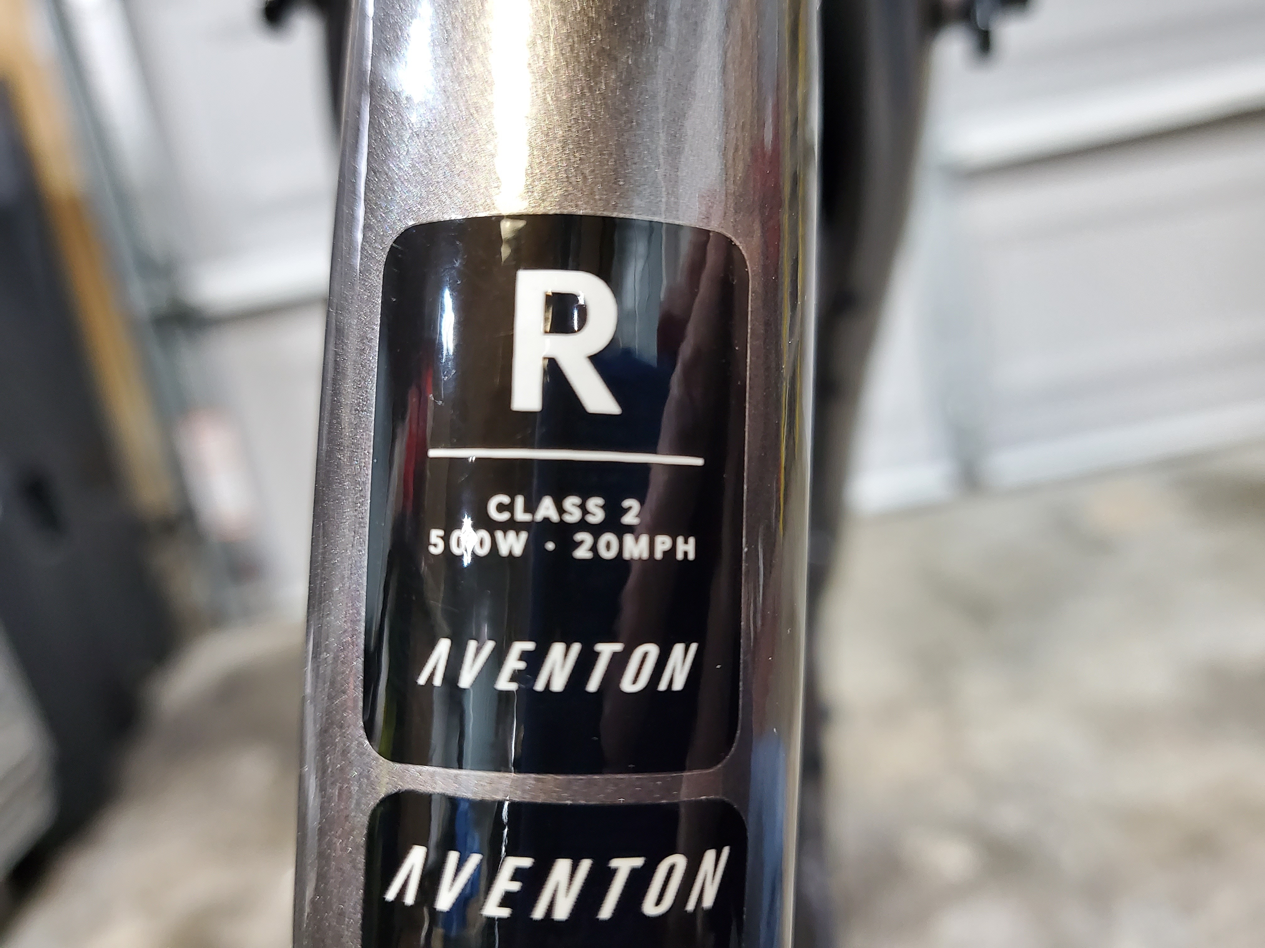 2022 Aventón Level.2