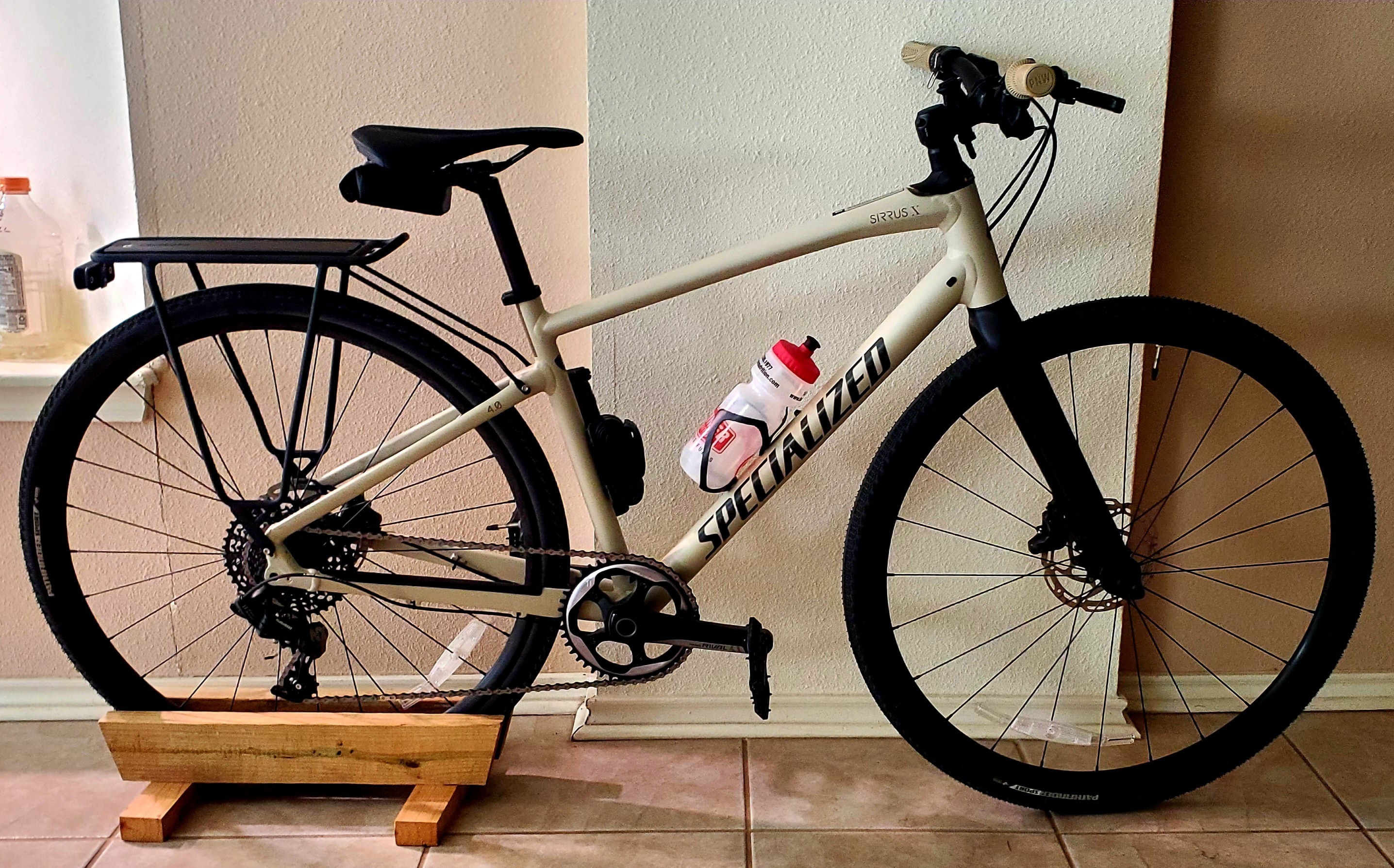 2022 Specialized Sirrus X 4.0