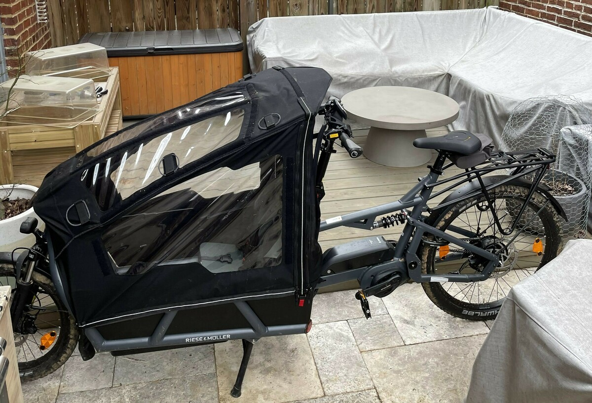 2022 Riese und Müller Load 75 cargo bike