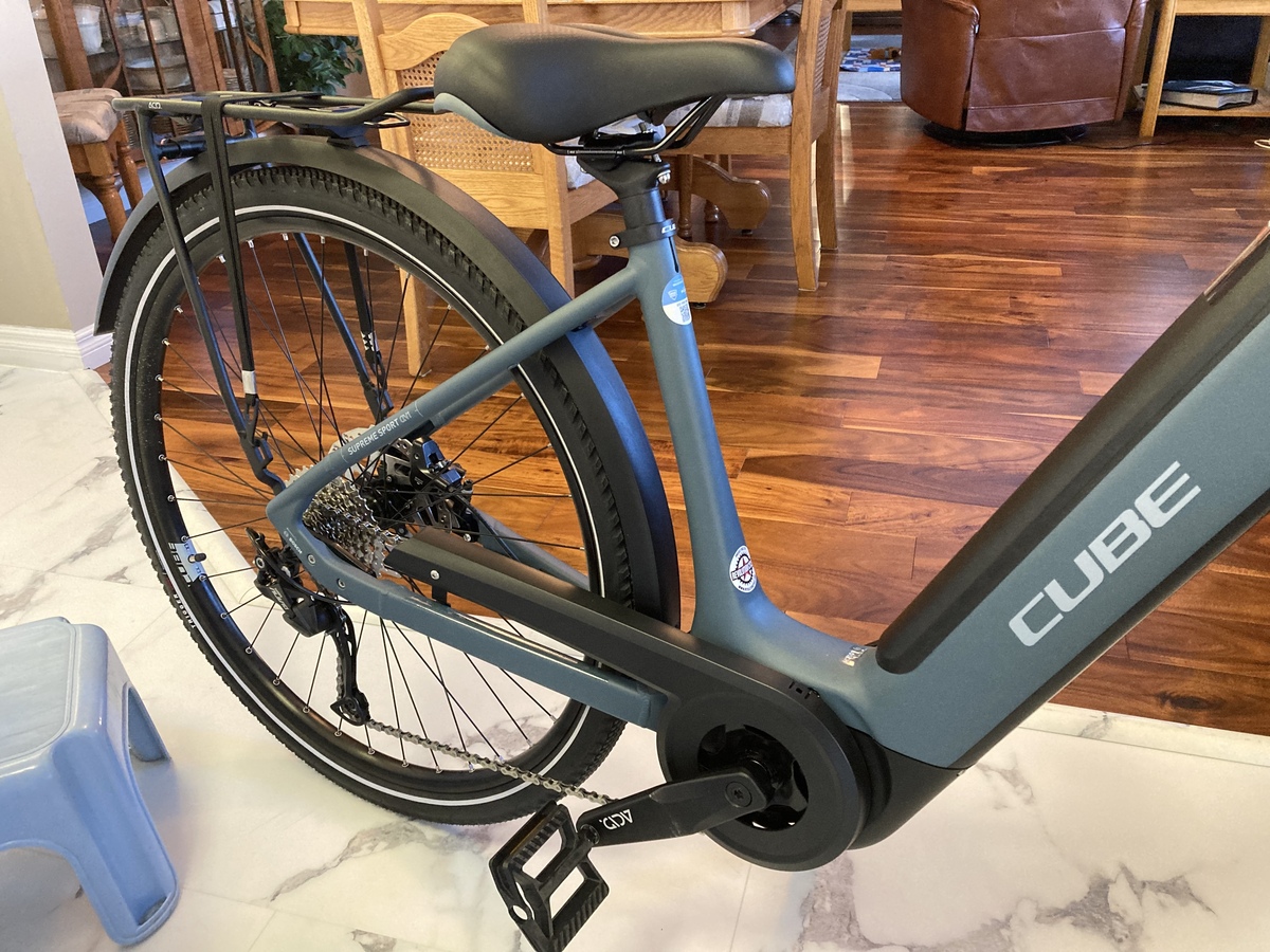 2022 Cube Supreme Sport Hybrid One 400