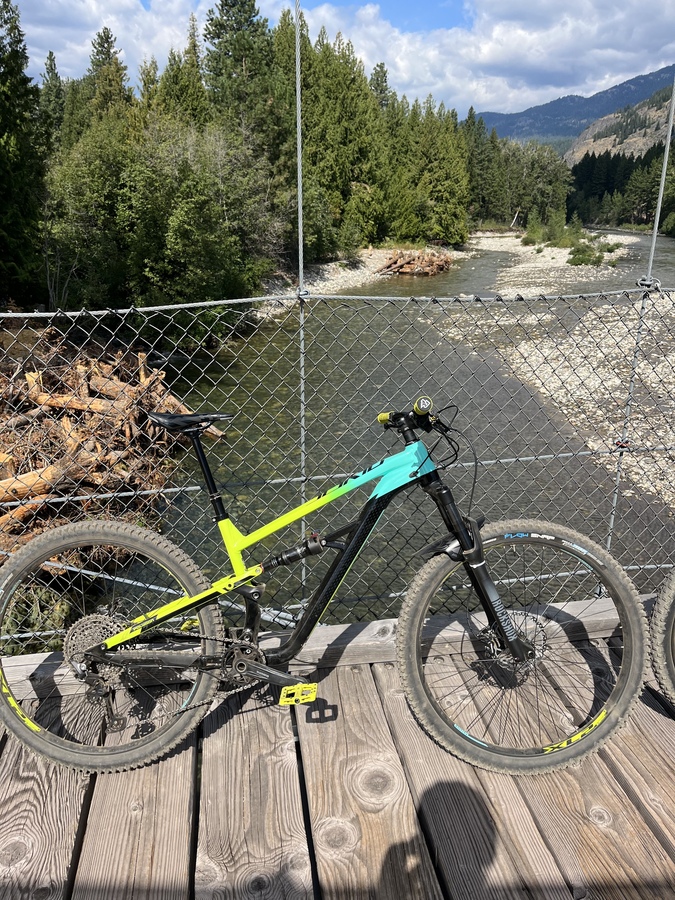 Stolen 2022 Polygon T7