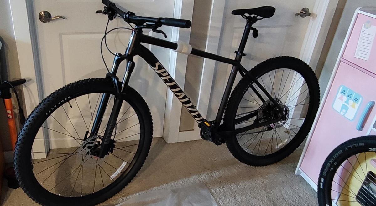 2022 Specialized Rockhopper Elite 29