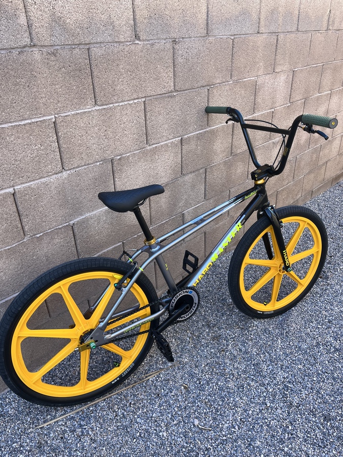 2022 Haro Master DMC 24”