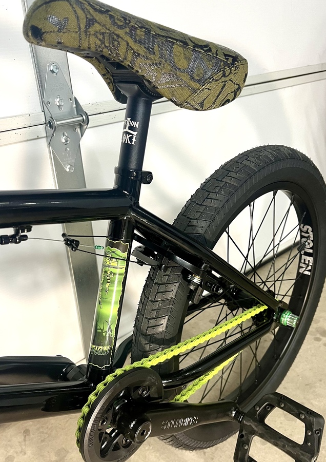 2021 Fiction Creature 20”